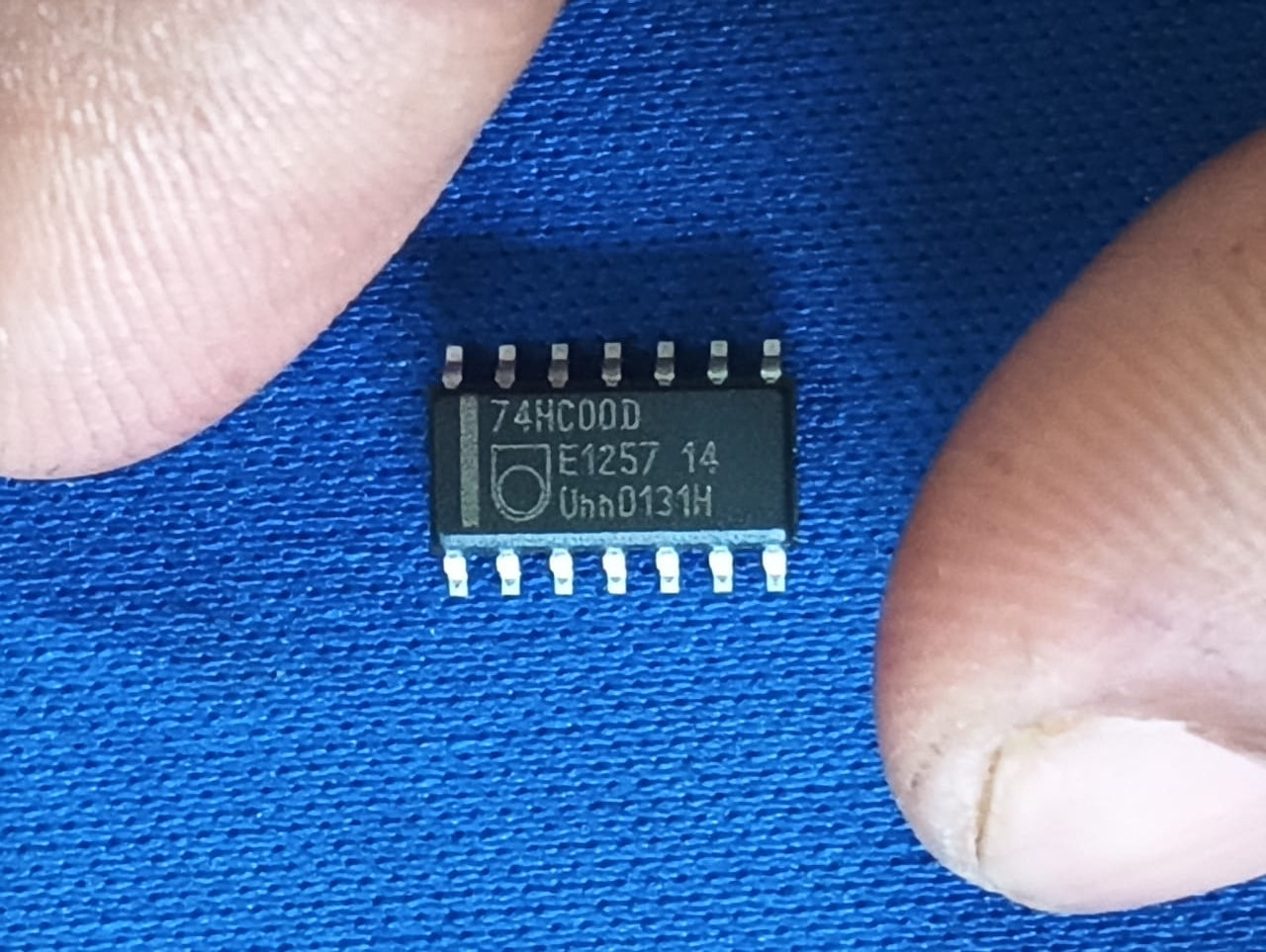 7400 smd SOP14 NAND GATE ETD11213 – EMERGING TECHNOLOGIES