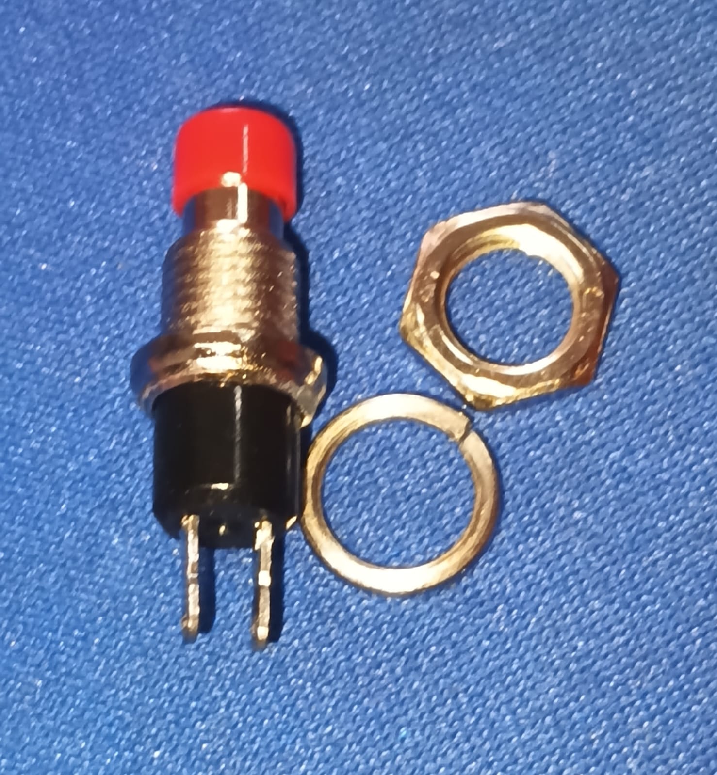 PBS1 Calonix Momentary Push button Switch ETD11471 – EMERGING TECHNOLOGIES