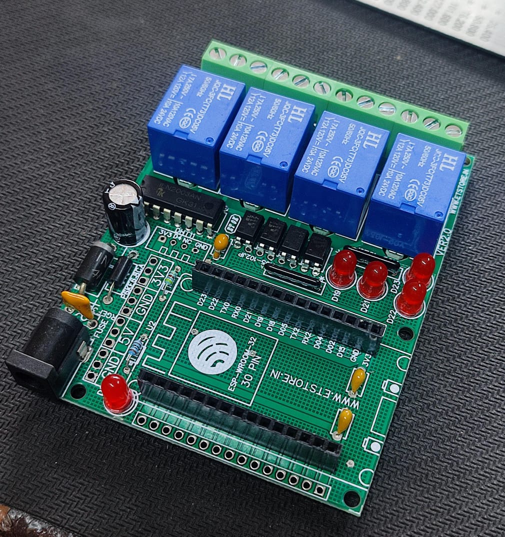 4 Channel Relay Board FOR ESP32 DEVKIT V1 5V 88x68x1.6mm ET10745 ...