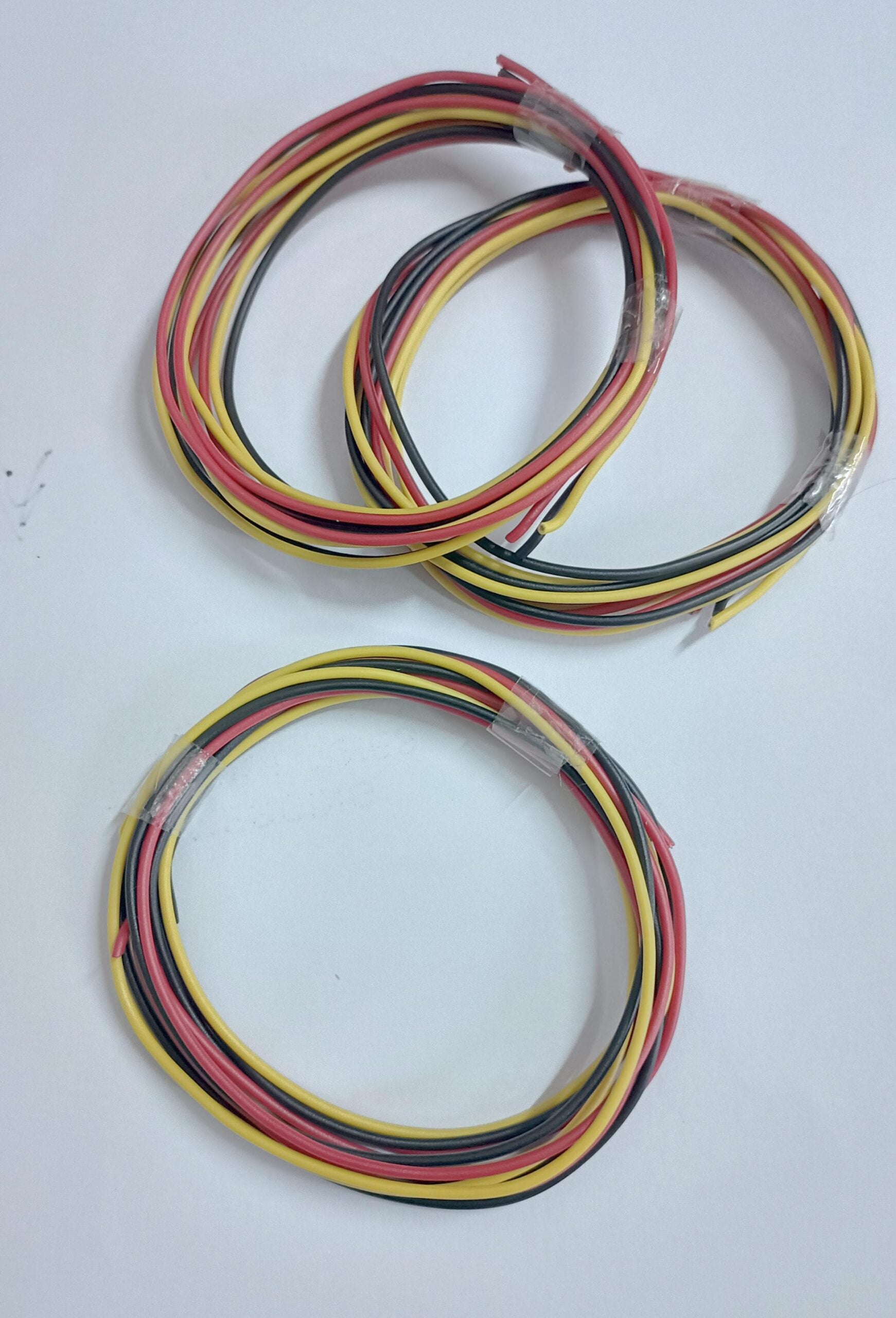 3 color Single Strand Wire 1 meter each GAUGE 23 ET10823 – EMERGING ...